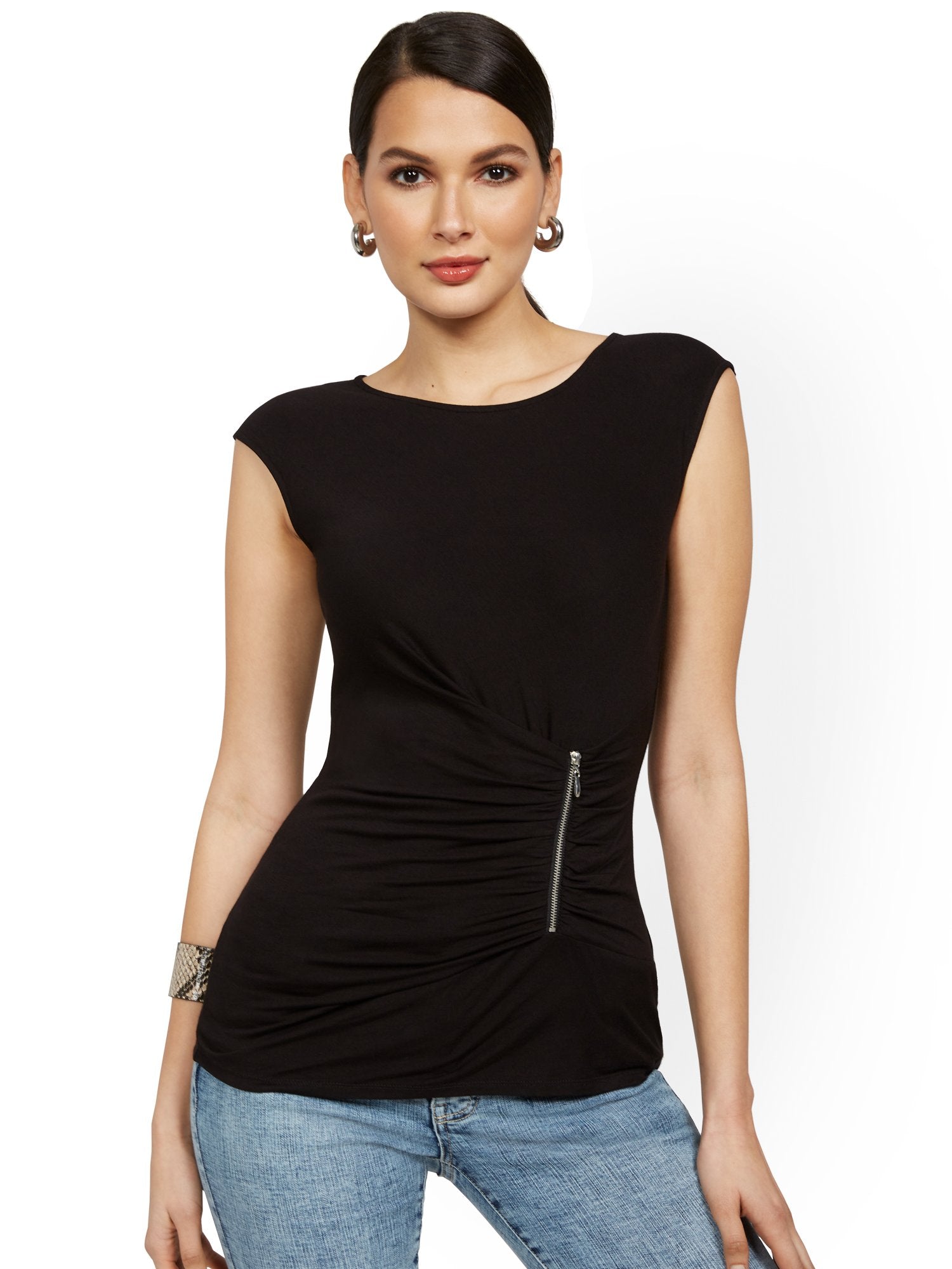 Front-Ruche Side-Zip Top – New York & Company