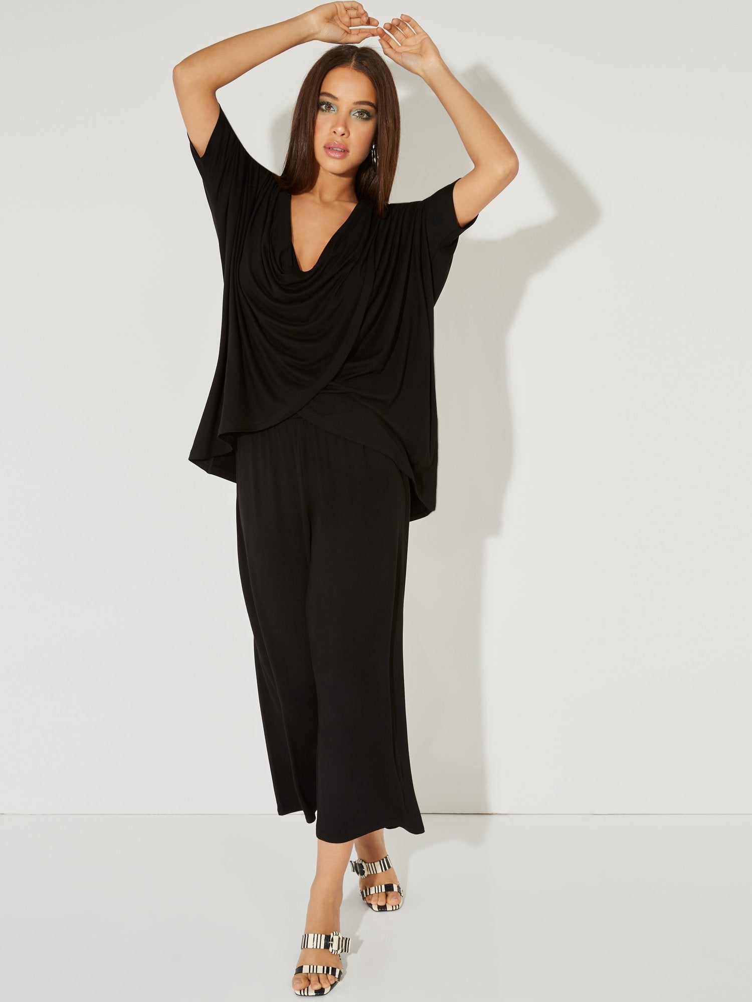 Short-Sleeve Wrap Around V-Neck Top - NY&C Style System – New York ...