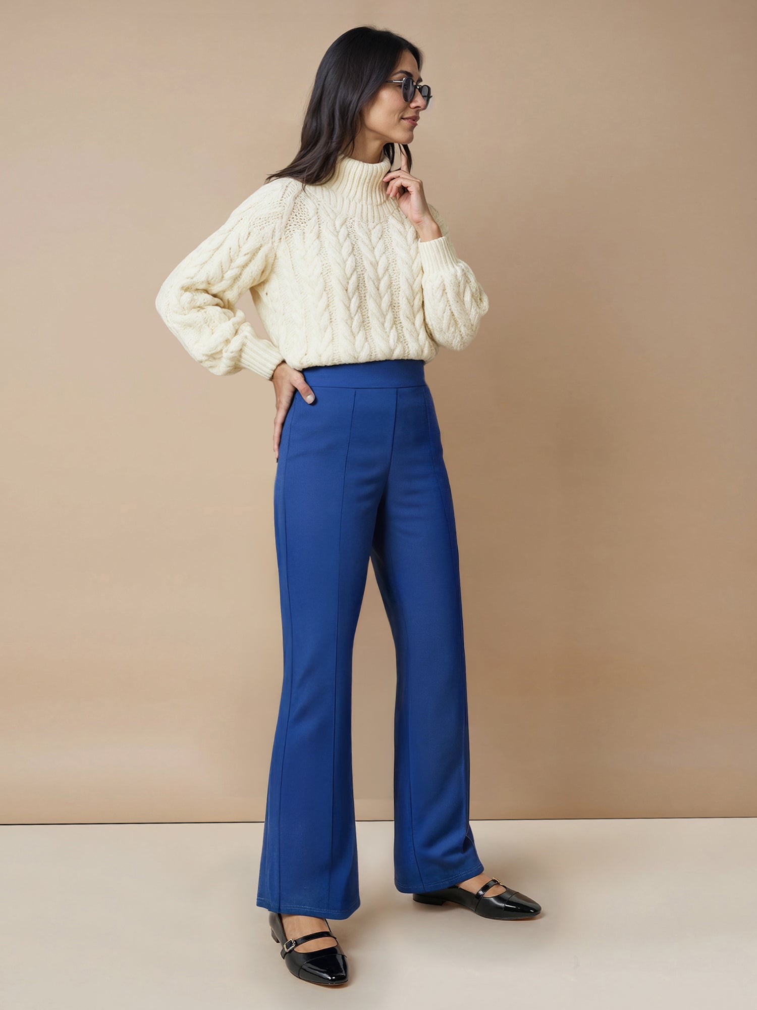 Petite Ponte Bootcut High Rise Pant – New York & Company